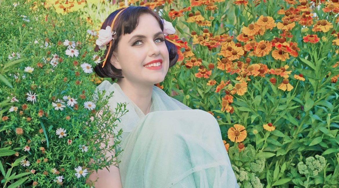 Avec The Loneliest Girl, Princess Chelsea confirme son titre de ...